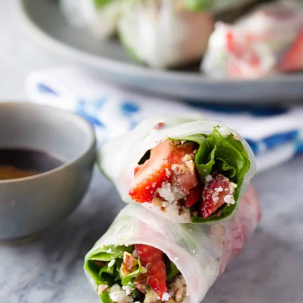 Strawberry Spinach Spring Rolls - Sweet Peas and Saffron