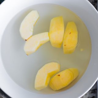 How to Freeze Apples (the EASIEST method) | Sweet Peas & Saffron