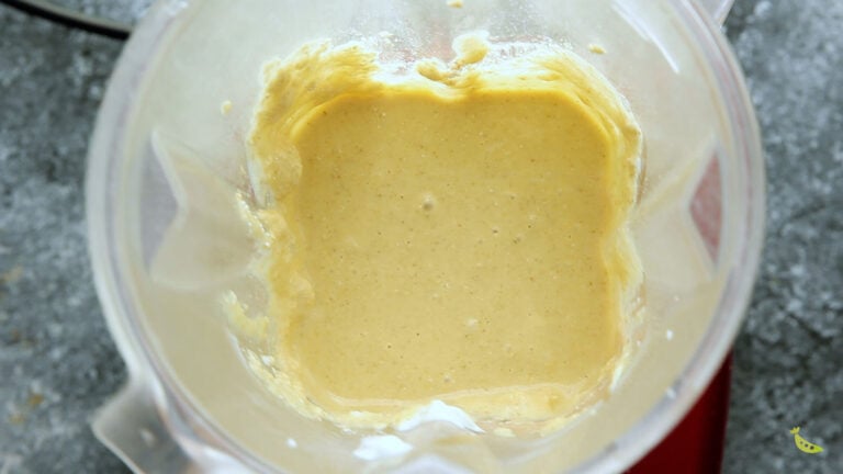 Perfect Fluffy Protein Pancakes (no banana!) - Sweet Peas and Saffron