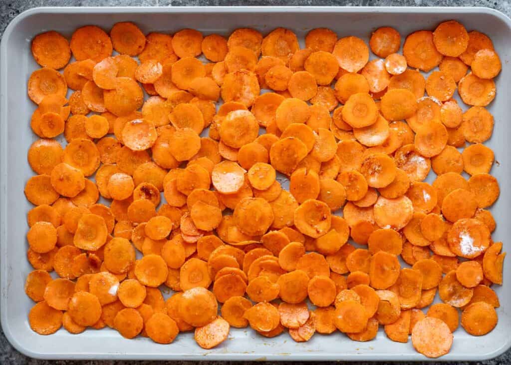 Crispy Carrot Chips (sweet & savory)